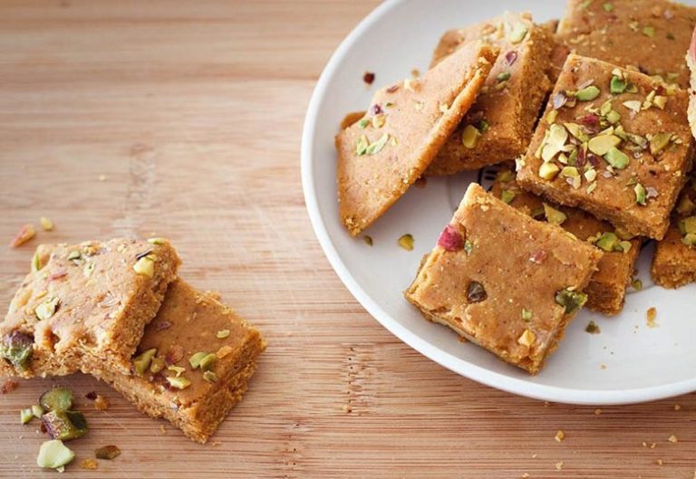 7 Delicious Foods & Sweets of Rajasthan Must Try at Once – Swan Tours